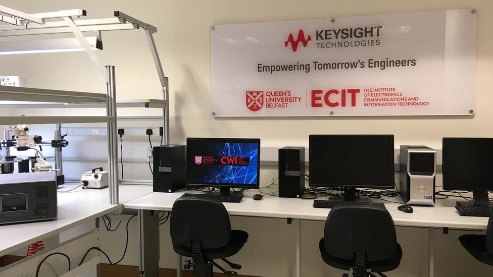 Belfast: Queen's University opens new wireless lab - BBC News