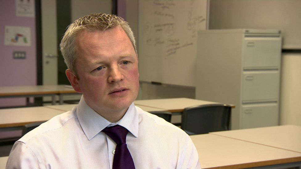 Irish colleges reject NI A-Level subjects - BBC News