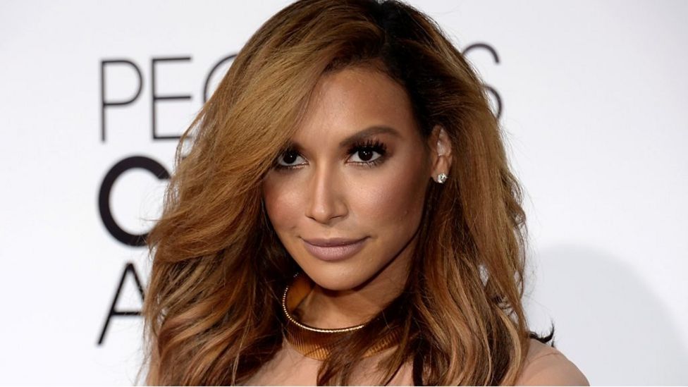 Naya Rivera: Glee cast and other stars pay tribute - BBC News