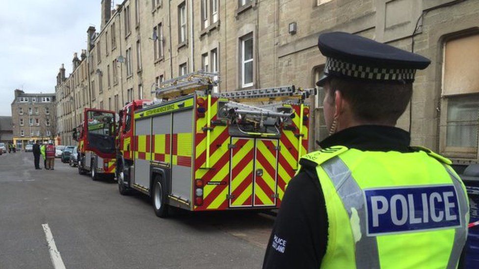 Evelyn McCabe and Steven Bown killed in Dundee fire - BBC News