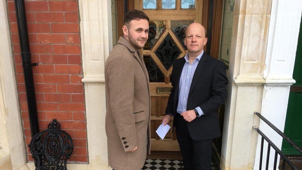 Cymunedau'n uno yn ystod corona - BBC Cymru Fyw