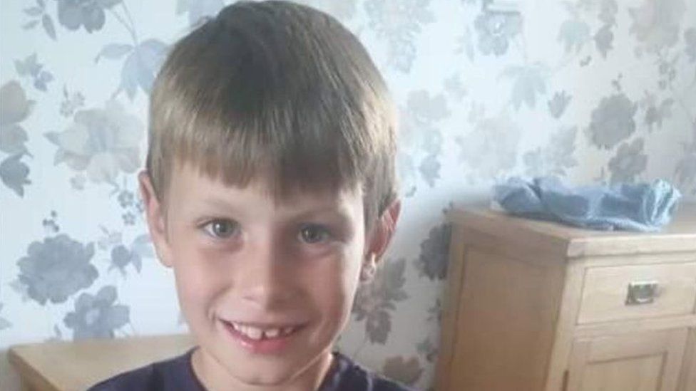 Callum Cartlidge death: Blood test 'would have saved' boy - BBC News