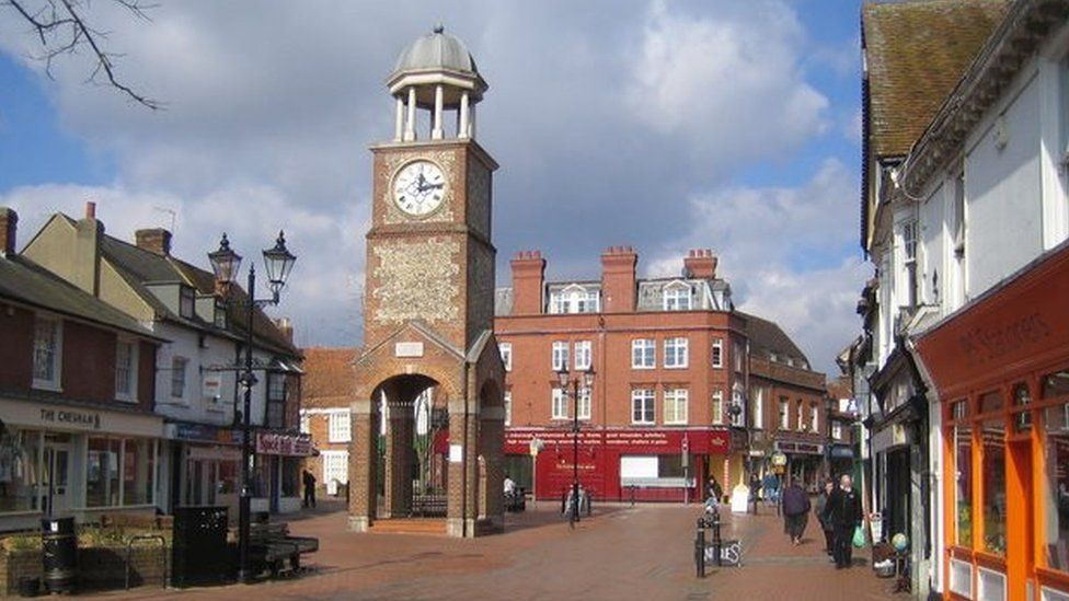 Winchester 'best place to live in UK' - BBC News