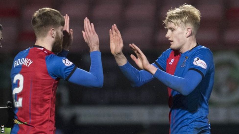 Ross County in talks with Inverness CT defender Coll Donaldson - BBC Sport