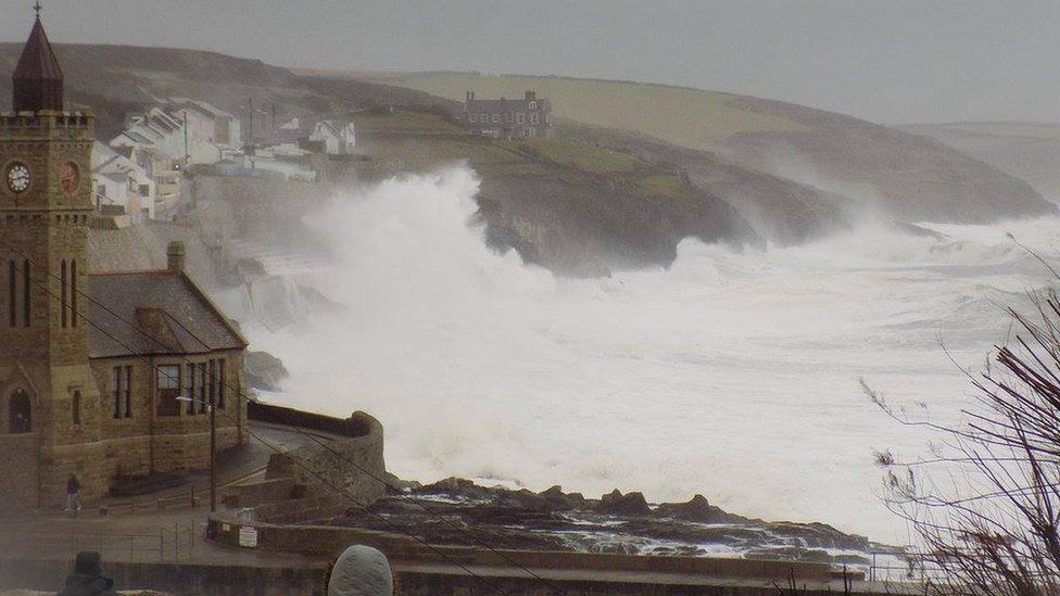 Storm Imogen: Bird rescue RSPCA man missing as winds lash coast - BBC News