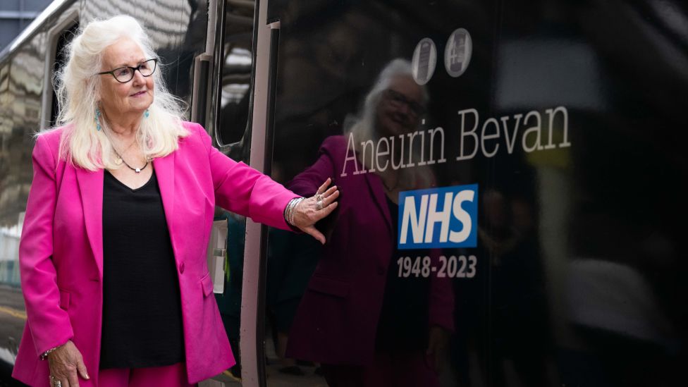 NHS at 75: King's Lynn hospital charity celebrates 70 years - BBC News