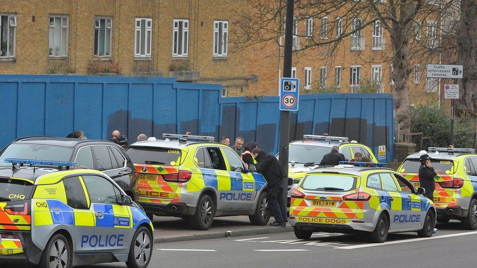 Brixton armed police stand-off ends with arrest after 11 hours - BBC News