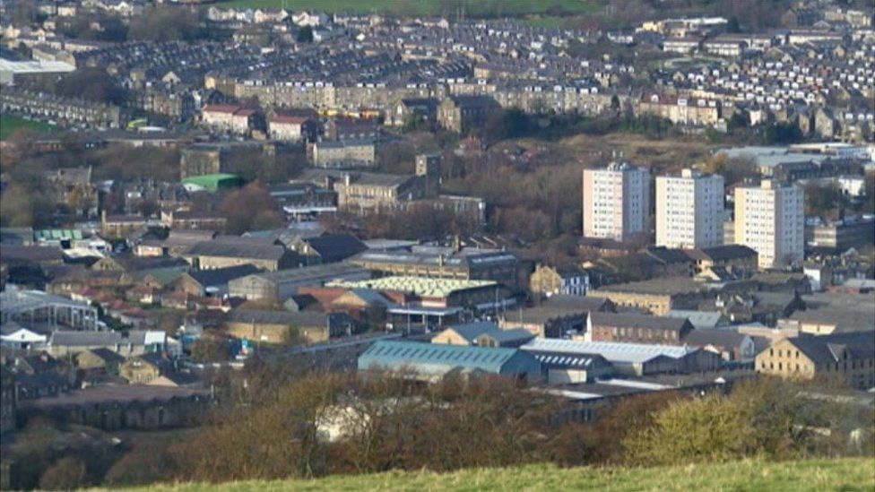 Police: 'Unforgivable' we didn't believe abused Keighley girl - BBC News