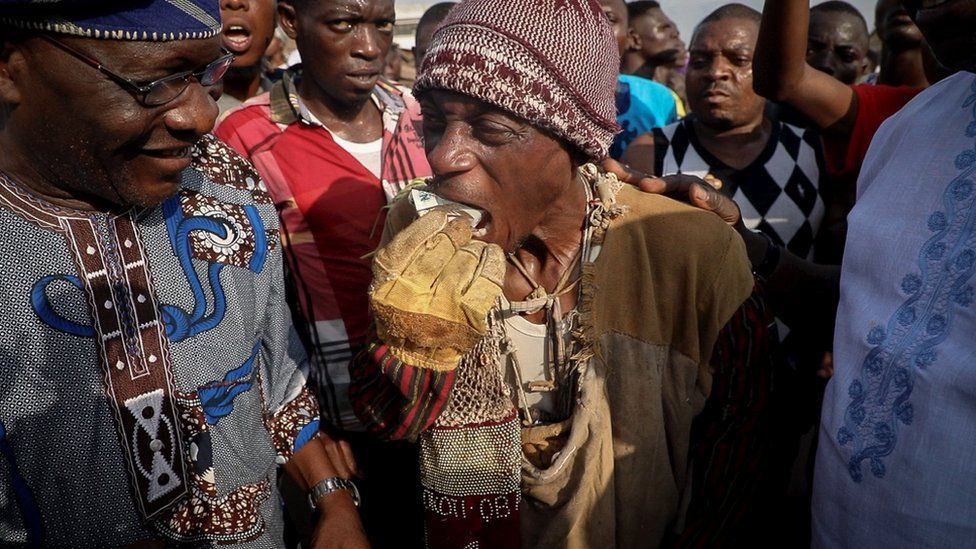 Nigeria's Egungun festival: Colour, culture and community - BBC News