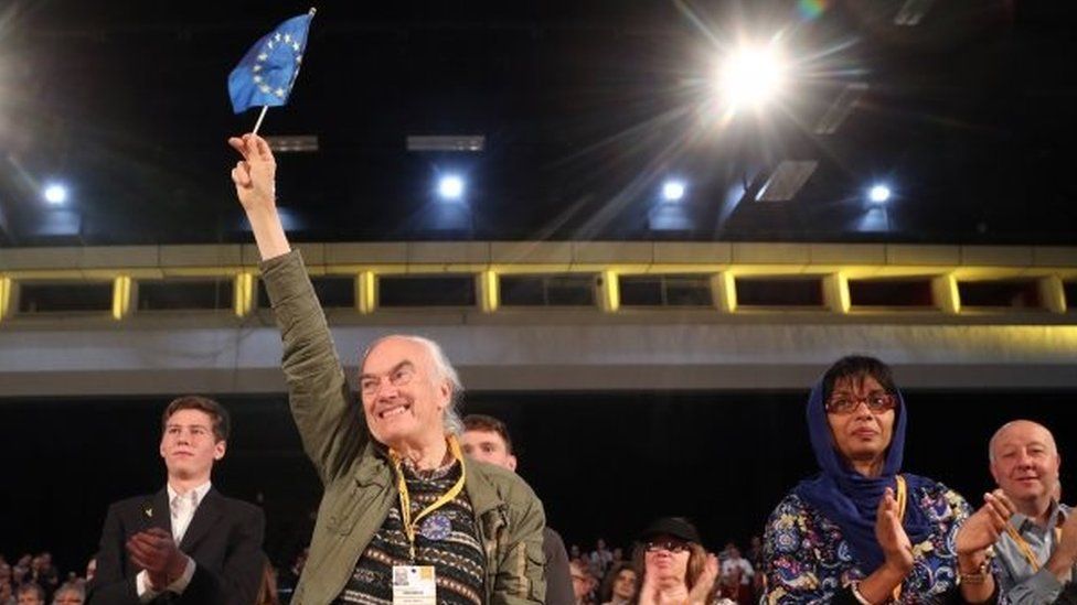 Do Lib Dem members want a new party? - BBC News