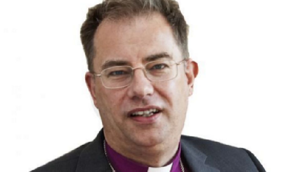 Bishop of Oxford Steven Croft takes seat in House of Lords - BBC News