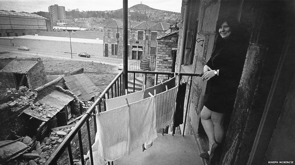 'Father of modern Scots photography' Joseph McKenzie dies - BBC News
