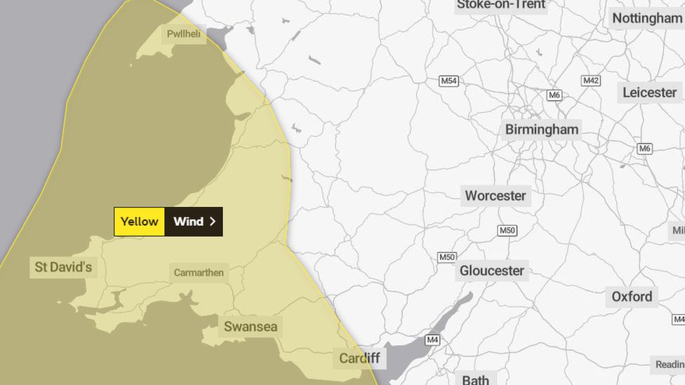 Wales weather: Wind warning in place in coastal areas - BBC News