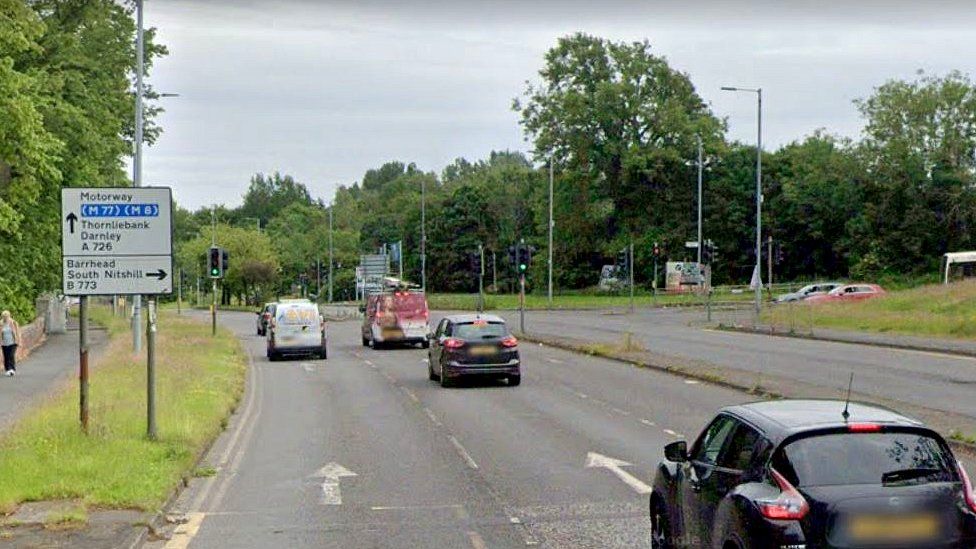 Loud radio made lorry driver unaware he killed biker in Nitshill - BBC News