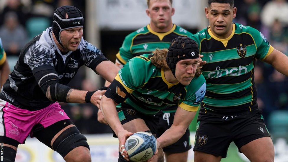 Alex Moon: Northampton Saints lock agrees move to Bayonne - BBC Sport