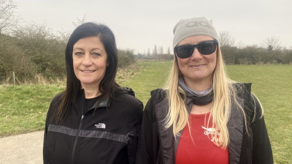 Essex women's running group talk about safety fears - BBC News