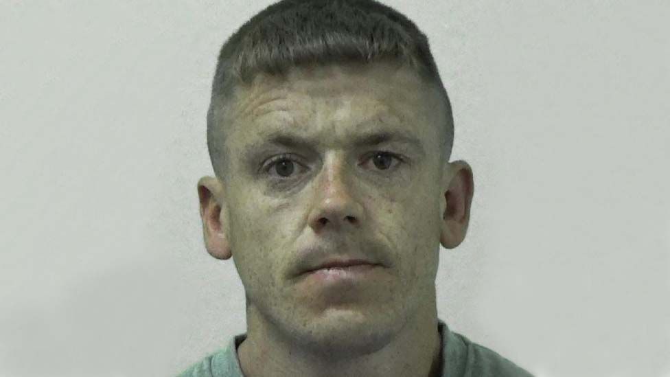 Andrew Mather murder: Wayne Miller jailed for minimum 21 years - BBC News