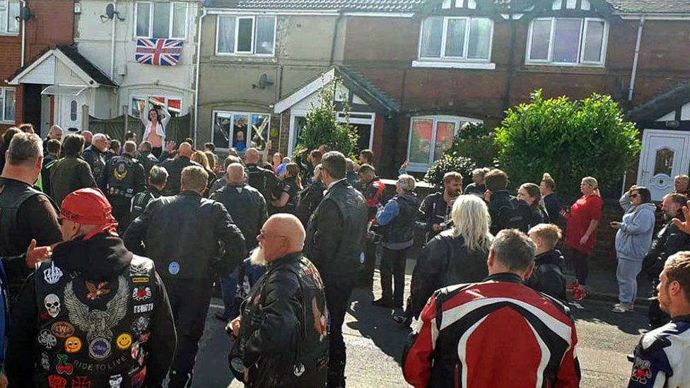 Doncaster bikers help make boy's 'dream come true' - BBC News