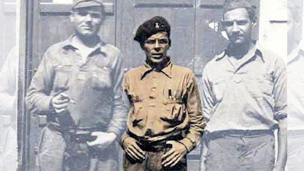 Sefydlu gŵyl i gofio brwydr Twm Sbaen yn erbyn ffasgiaeth - BBC Cymru Fyw