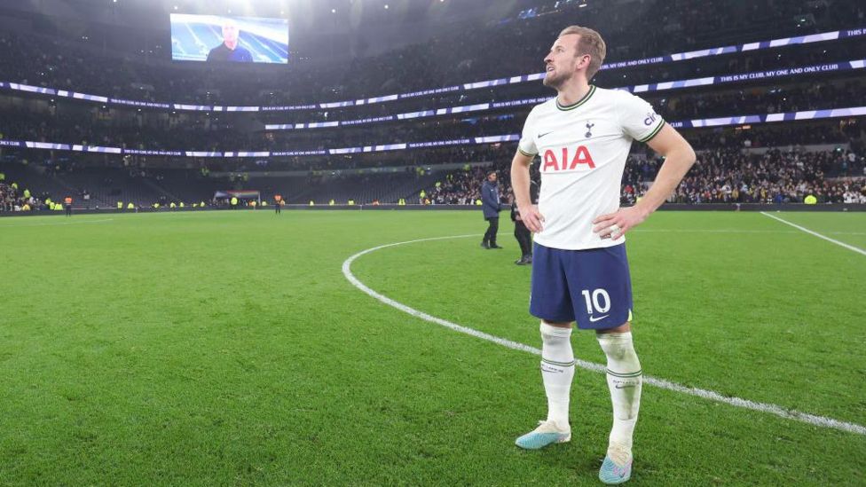 Spurs: 'Kane will feel unfulfilled without team trophy' - Sutton - BBC ...