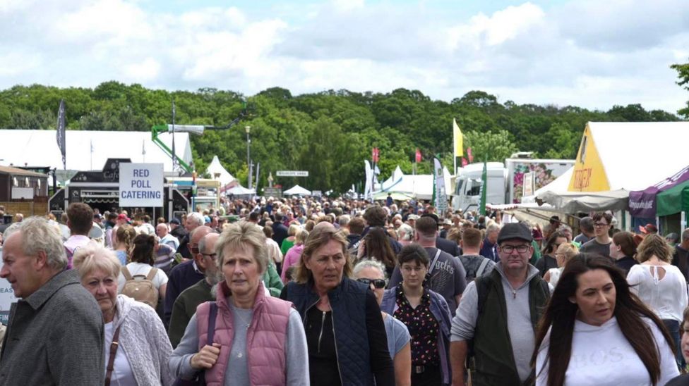 Thousands flock to enjoy the first day of the Suffolk Show - BBC News