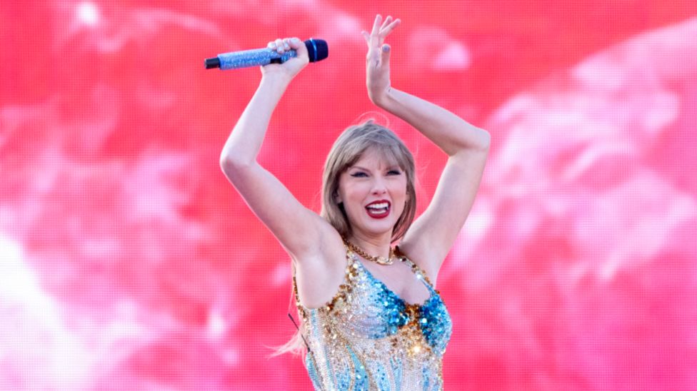Taylor Swift in Cardiff: What you need to know for Eras Tour show - BBC ...