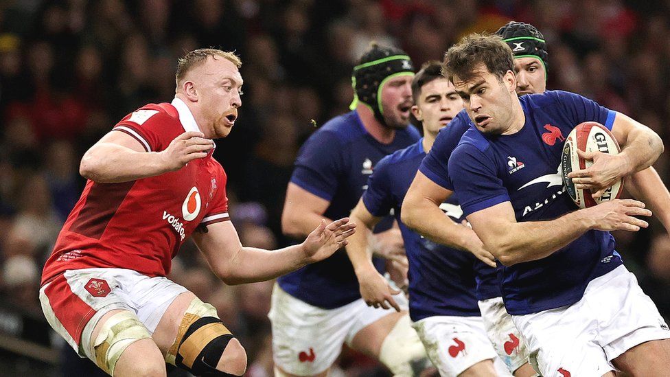 Cymru v Yr Eidal: 'Nid ni yw'r ffefrynnau' - BBC Cymru Fyw