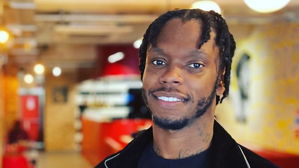 Jason Derulo: My 'most unsexy' business investment in a car wash - BBC News