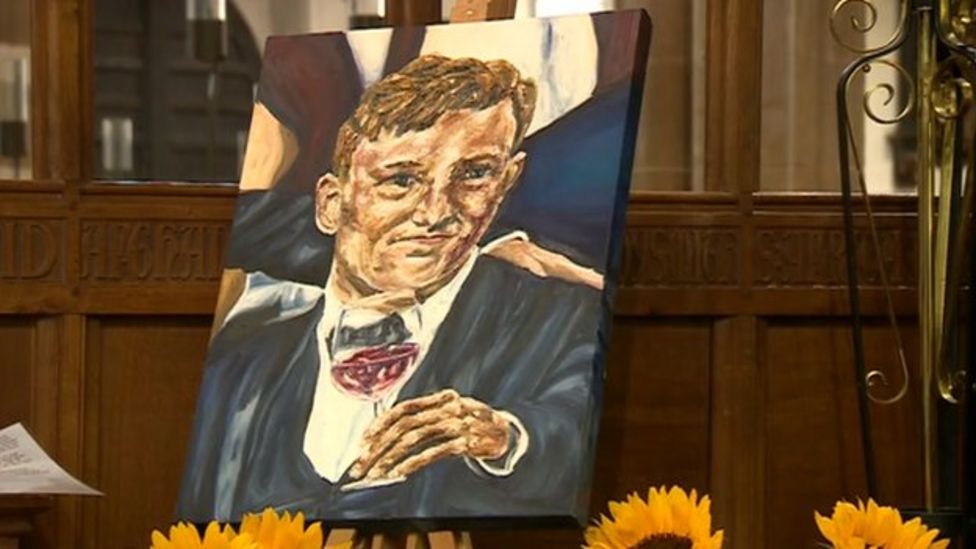 MH17 victim Richard Mayne's parents unveil portrait at Leicester ...