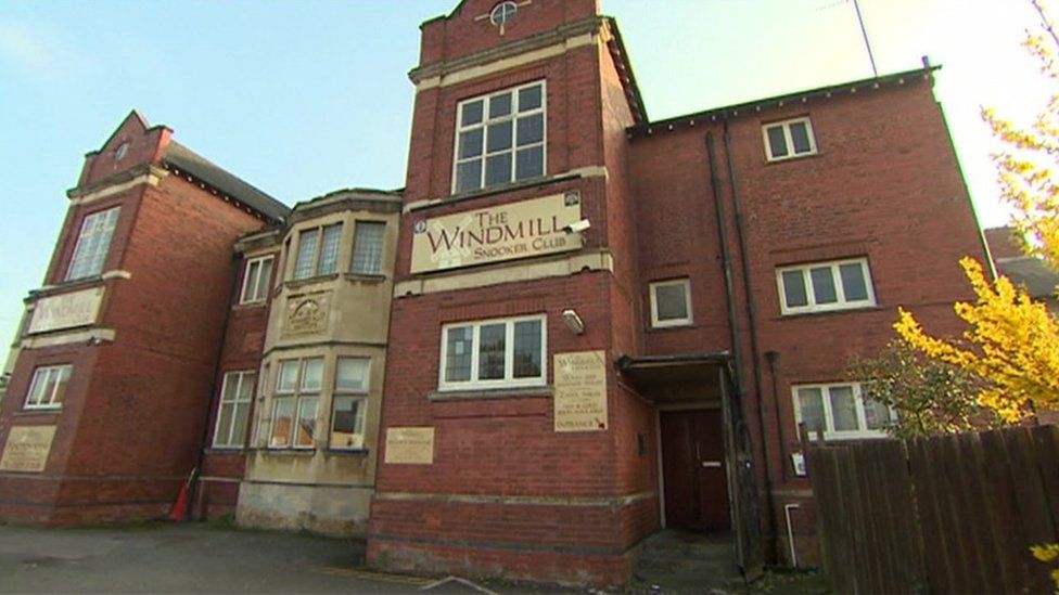 Petition against demolishing Rushden snooker club signed by 1,700 - BBC ...