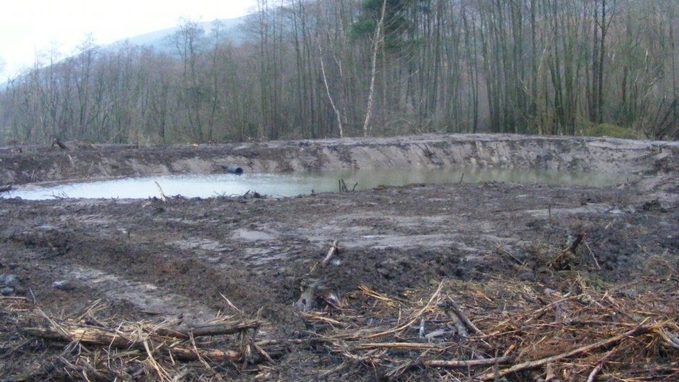 Silt traps at River Leven to tackle pollution - BBC News