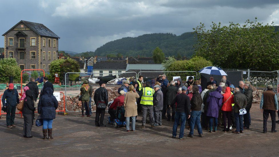 Progress on Brecon cultural hub, Shire Hall and library - BBC News