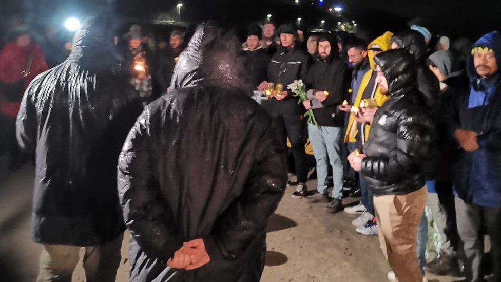 Channel migrants: Folkestone vigil for anniversary of mass drowning ...