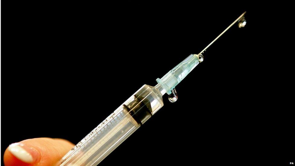 Flu vaccine uptake down ten per cent in Northern Ireland - BBC News