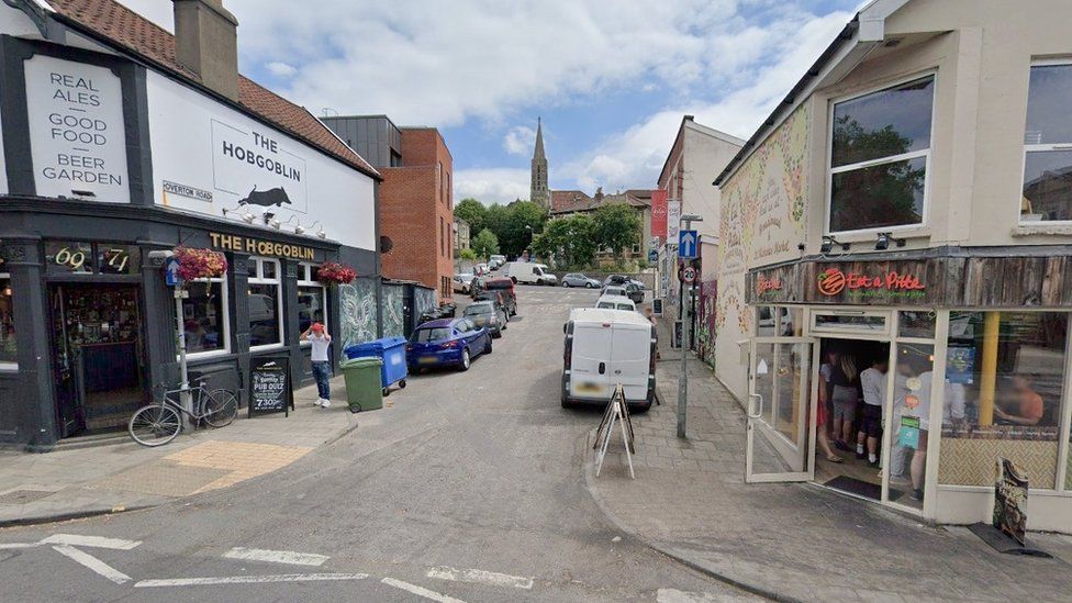 Bristol pedestrianisation plans welcomed for busy link street - BBC News
