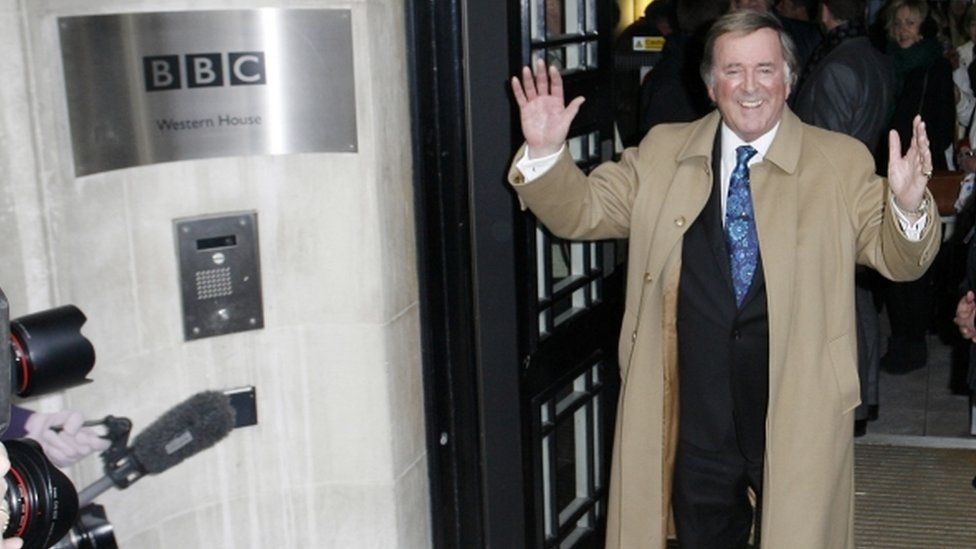 Sir Terry Wogan has BBC radio building named after him - BBC News