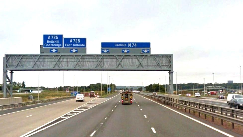 Bridge work to cause 'significant delays' on M74 near Hamilton - BBC News