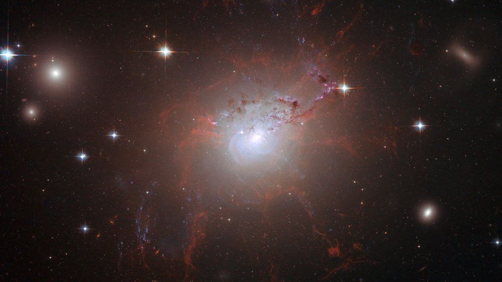 Sussex team join Nasa's galaxy probe project - BBC Newsround