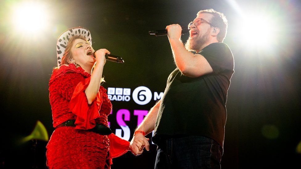 BBC Radio 6 Music Festival: Thrilling duets and superb sets at event ...