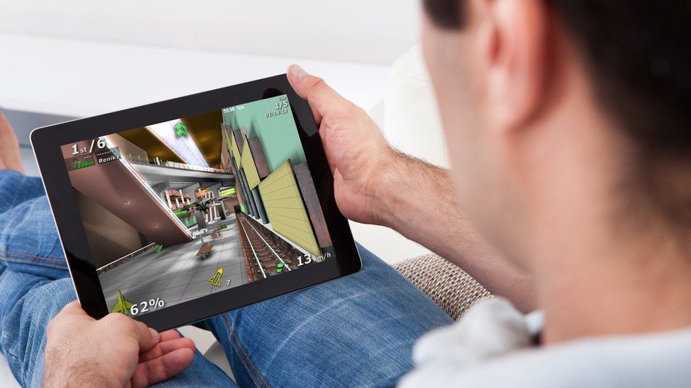 Scottish video games industry 'surging' - BBC News