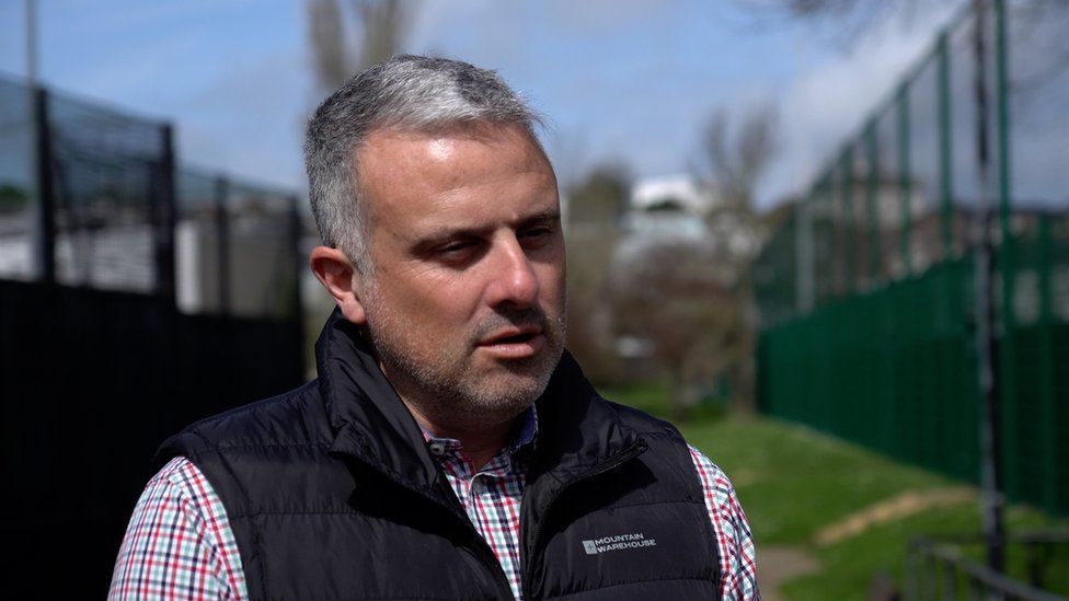 Tipping needs clarification says Jersey Consumer Council - BBC News