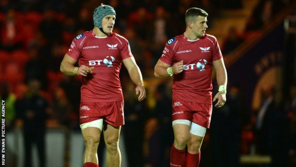 Scarlets' Scott Williams is making his claim for a Wales starting spot ...