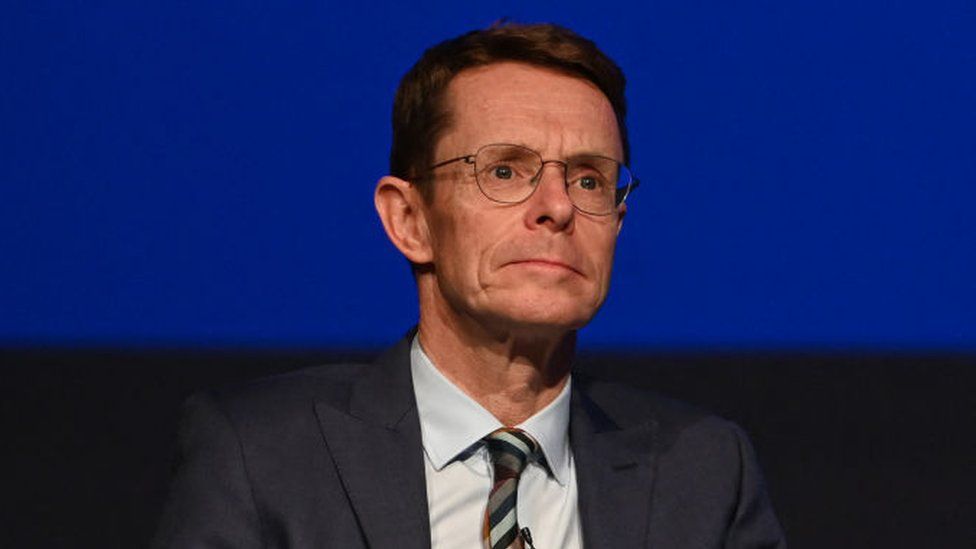 West Midlands Mayor Andy Street turns down £16k pay rise - BBC News