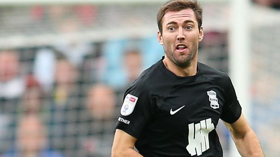 Ex-Birmingham City midfielder Gary Gardner joins Cambridge United - BBC ...