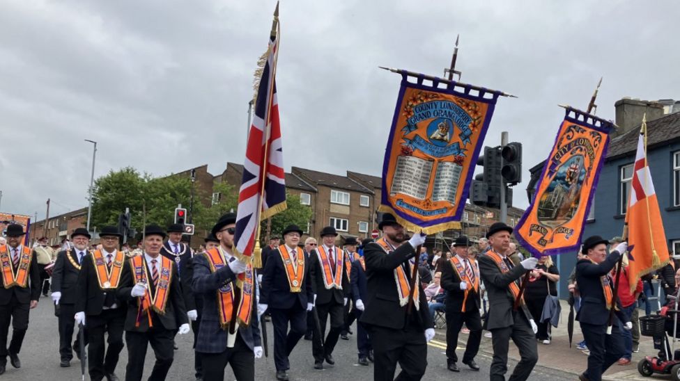 The Twelfth: Orange Order parades take place across NI - BBC News