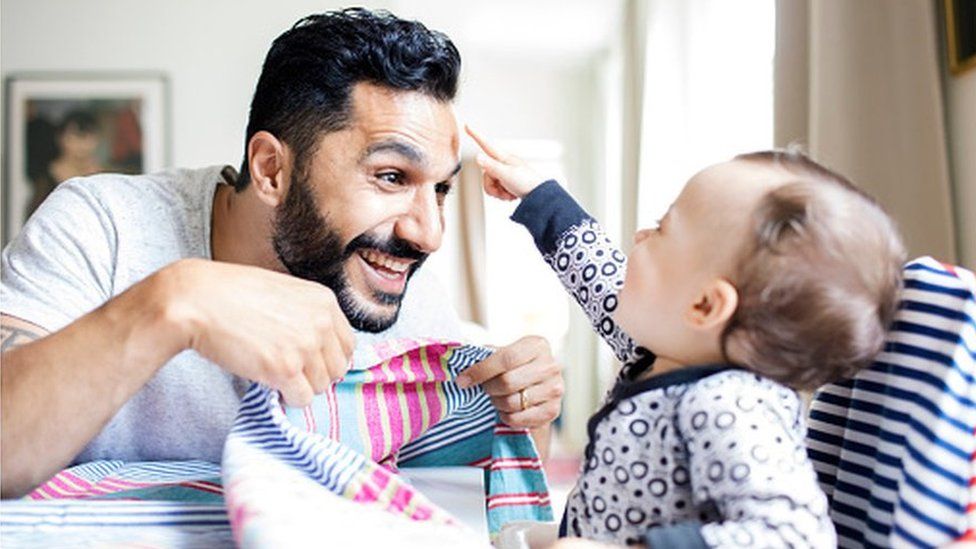 Even babies 'understand concept of counting' - BBC News