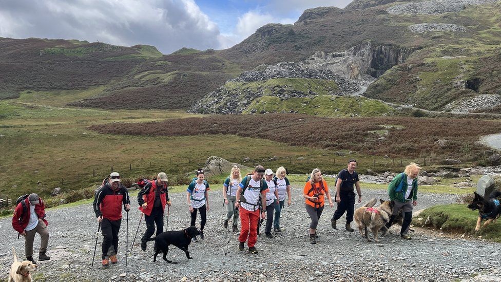Lincolnshire man born with one kidney completes Wainwright peaks ...