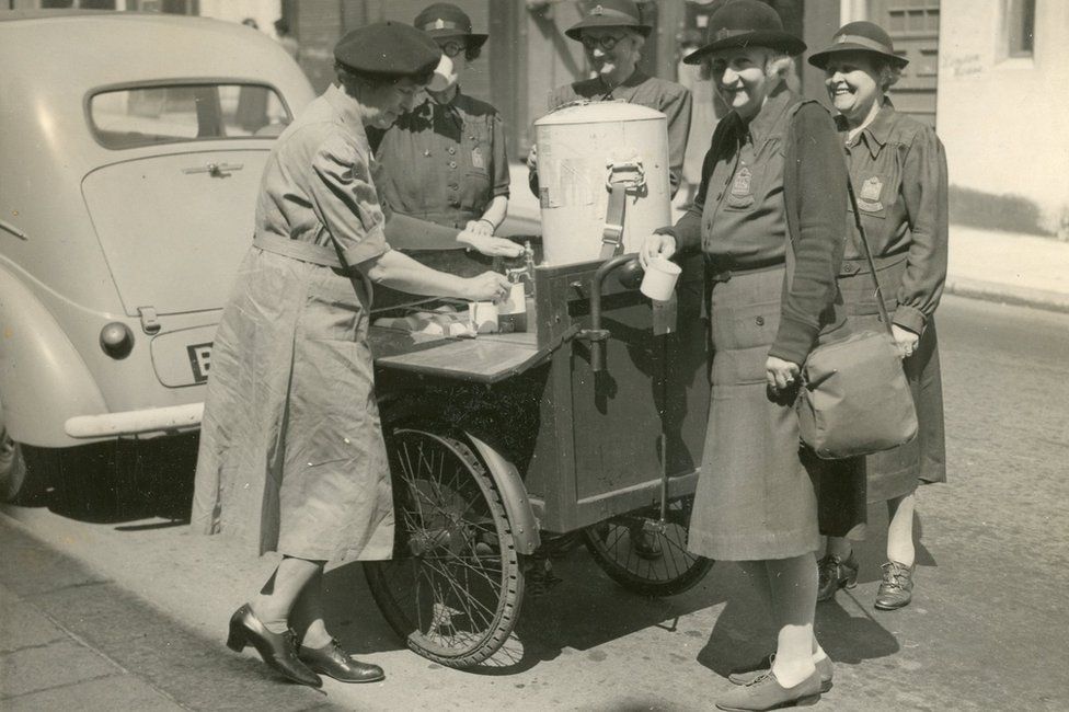 Women's Voluntary Service: 'The army Hitler forgot' - BBC News