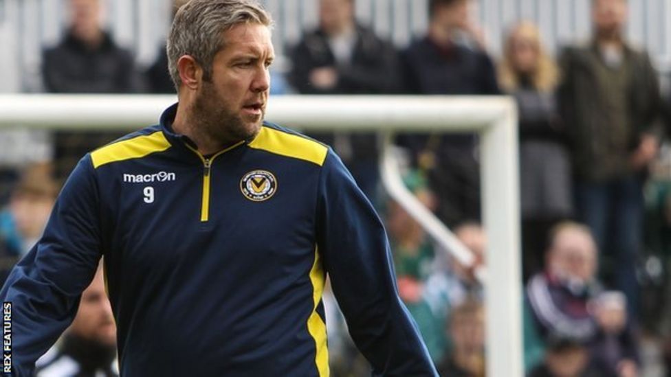Jon Parkin: York City re-sign striker on loan from Newport County - BBC ...