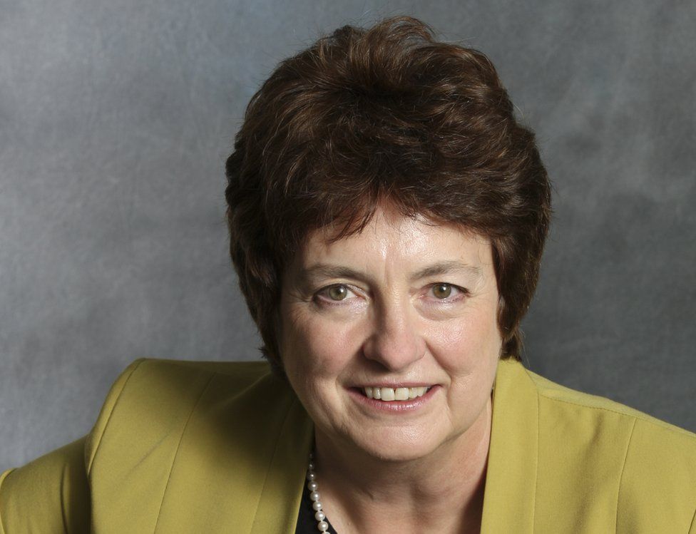 SQA chief executive Dr Janet Brown to retire - BBC News